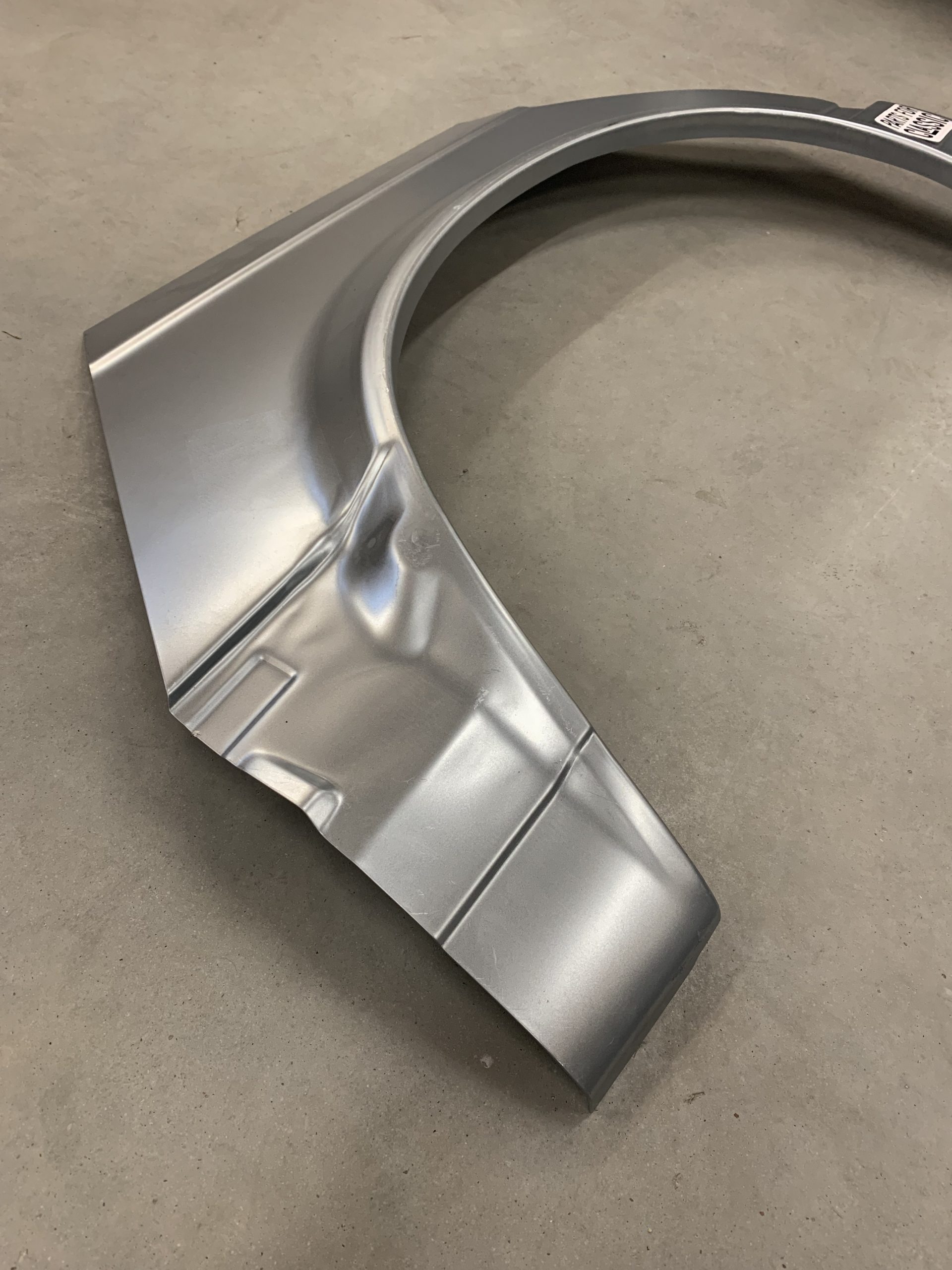 E30 rear arch, fender, Right side 1982-1987 (coupe) – PartsForClassic