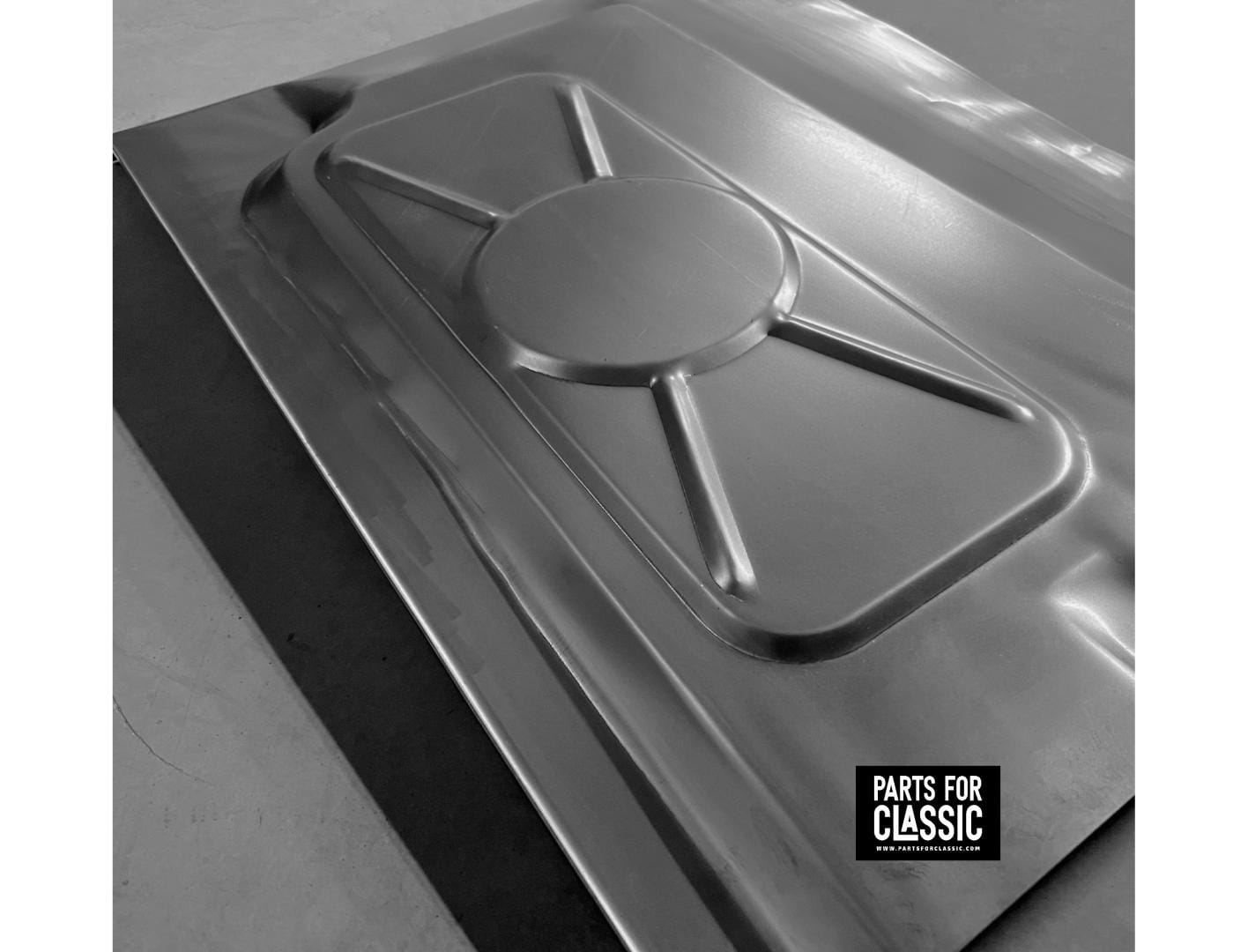 E21 Front bottom floor metal panel right side (1975-1983) bigger ...