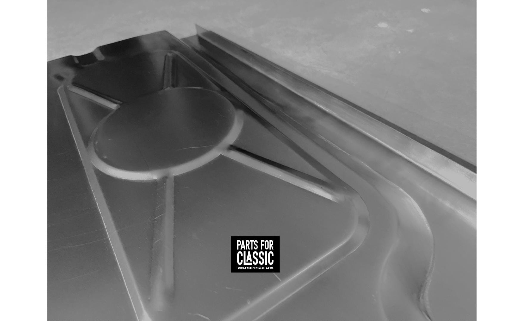 E21 Front bottom floor metal panel right side (1975-1983) bigger ...